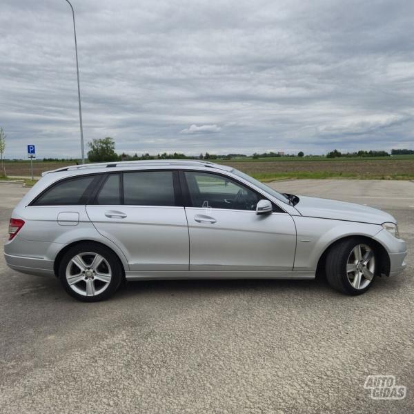 Pelēks Mercedes-Benz c-220 2008 Marijampole, ar dzinēja tilpumu 2.20 L un nobraukumu 333 tūkst. km par 3800 €, foto 4 vietnē AUTOMOTO.COM.LV