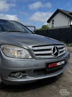 Grey Mercedes-Benz c-220 2008 in Klaipeda, with an engine capacity of 2.10 L and mileage of 378 thousand km for 4500 €, photo 5 on AUTOMOTO.COM.LV