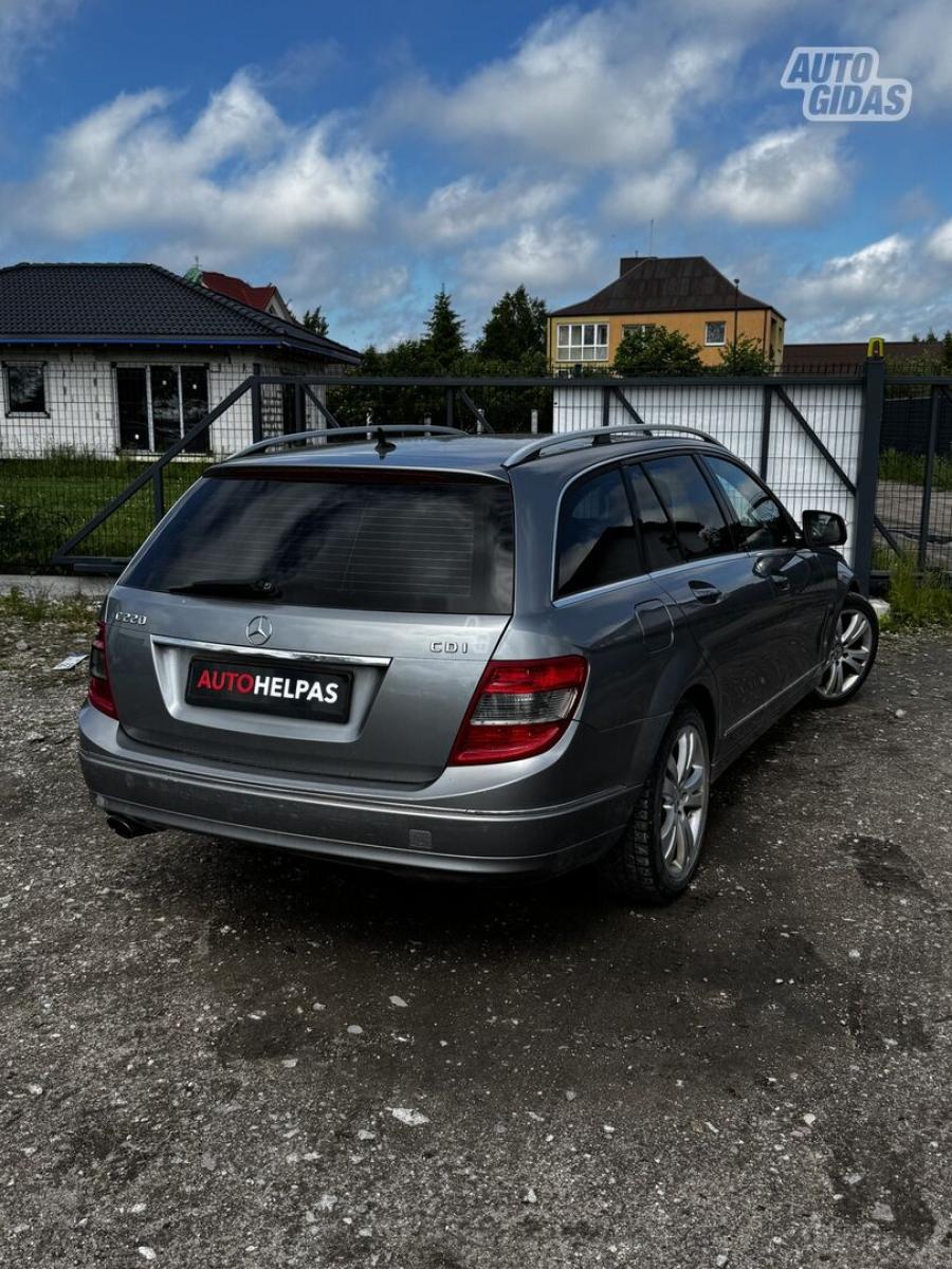 Grey Mercedes-Benz c-220 2008 in Klaipeda, with an engine capacity of 2.10 L and mileage of 378 thousand km for 4500 €, photo 7 on AUTOMOTO.COM.LV