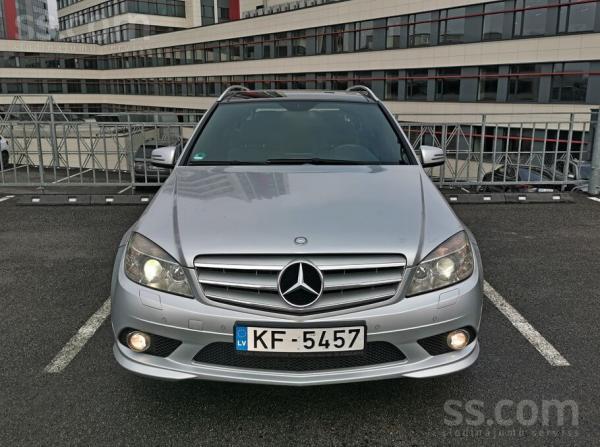 Pelēks Mercedes-Benz c-220 2008 Rīga, ar dzinēja tilpumu 2.20 L un nobraukumu 0 tūkst. km par 7190 €, foto 3 vietnē AUTOMOTO.COM.LV