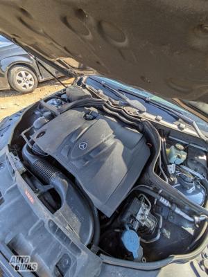 Grey Mercedes-Benz c-220 2008 in Vilnius, with an engine capacity of 2.20 L and mileage of 288 thousand km for 3900 €, photo 3 on AUTOMOTO.COM.LV