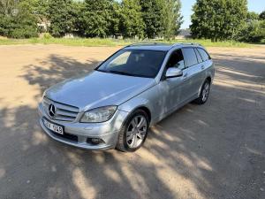 Серый Мерседес Ц 220 2008 в Каунас, объемом двигателя 2.15 л и пробегом 318 тыс. км за 2450 €, фото 7 на AUTOMOTO.COM.LV