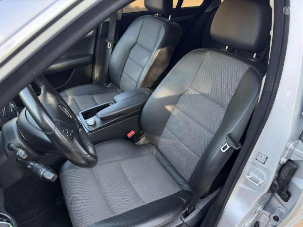 Grey Mercedes-Benz c-220 2008 in Kaunas, with an engine capacity of 2.15 L and mileage of 318 thousand km for 2450 €, photo 8 on AUTOMOTO.COM.LV