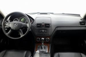 Pelēks Mercedes-Benz c-220 2008 Tallina, ar dzinēja tilpumu 2.10 L un nobraukumu 306 tūkst. km par 2999 €, foto 6 vietnē AUTOMOTO.COM.LV