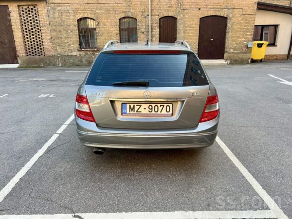 Grey Mercedes-Benz c-220 2008 in Riga, with an engine capacity of 2.20 L and mileage of 321 thousand km for 5500 €, photo 8 on AUTOMOTO.COM.LV