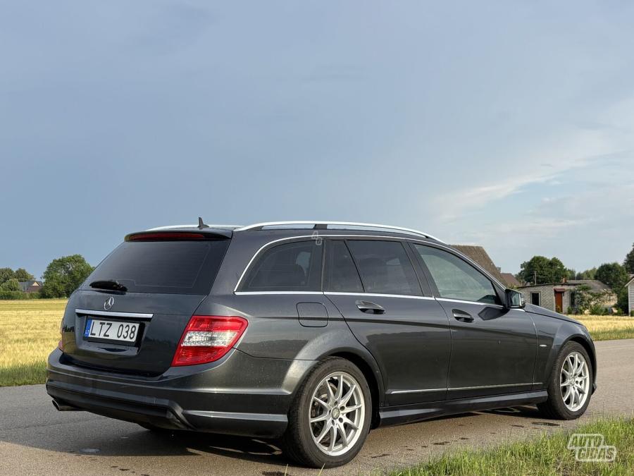 Pelēks Mercedes-Benz c-220 2008 Raseiniai, ar dzinēja tilpumu 2.10 L un nobraukumu 287 tūkst. km par 4499 €, foto 5 vietnē AUTOMOTO.COM.LV