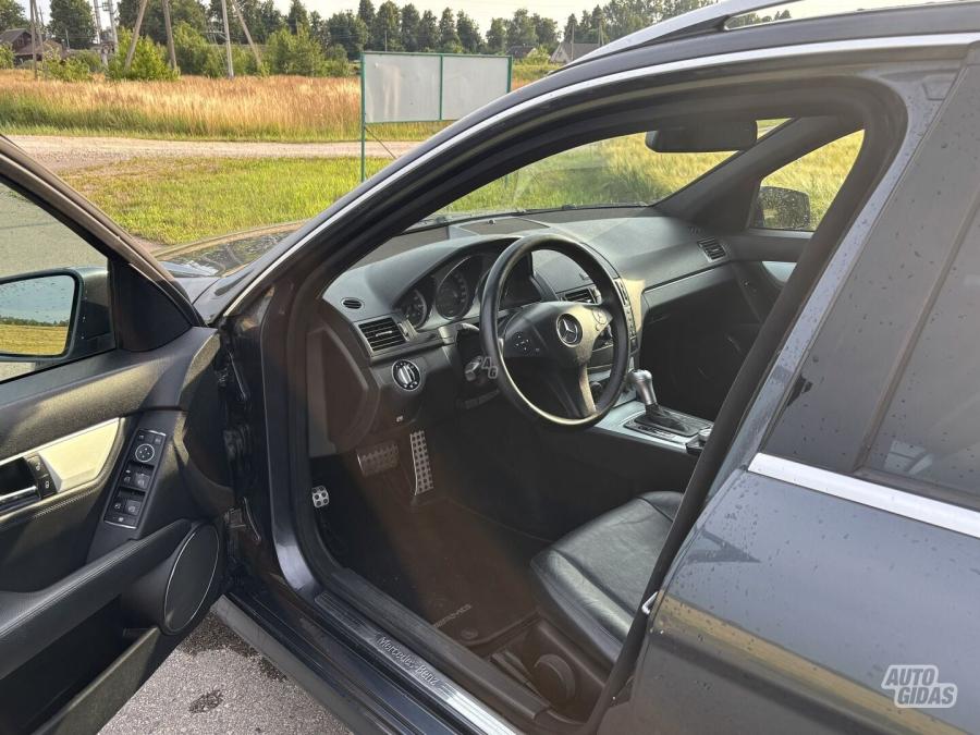 Pelēks Mercedes-Benz c-220 2008 Raseiniai, ar dzinēja tilpumu 2.10 L un nobraukumu 287 tūkst. km par 4499 €, foto 10 vietnē AUTOMOTO.COM.LV