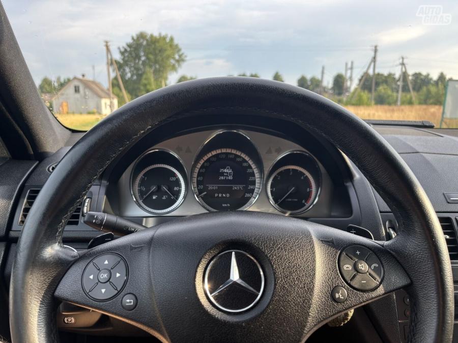 Pelēks Mercedes-Benz c-220 2008 Raseiniai, ar dzinēja tilpumu 2.10 L un nobraukumu 287 tūkst. km par 4499 €, foto 12 vietnē AUTOMOTO.COM.LV