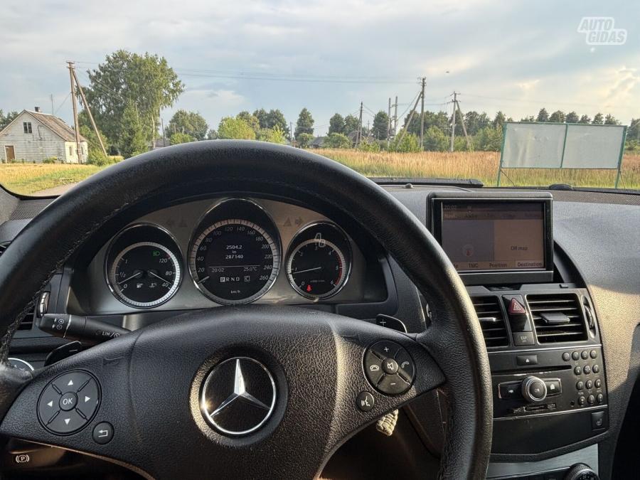 Pelēks Mercedes-Benz c-220 2008 Raseiniai, ar dzinēja tilpumu 2.10 L un nobraukumu 287 tūkst. km par 4499 €, foto 13 vietnē AUTOMOTO.COM.LV