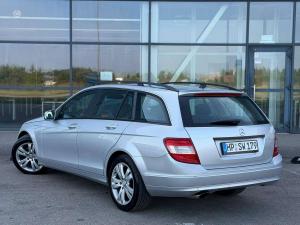 Pelēks Mercedes-Benz c-220 2008 Panevēža, ar dzinēja tilpumu 2.18 L un nobraukumu 323 tūkst. km par 4300 €, foto 7 vietnē AUTOMOTO.COM.LV