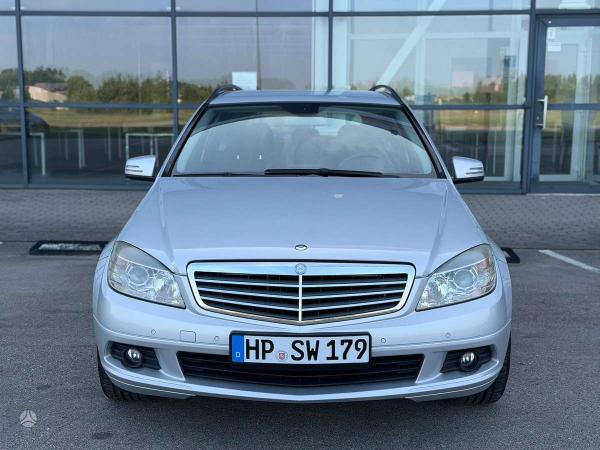 Grey Mercedes-Benz c-220 2008 in Panevezys, with an engine capacity of 2.18 L and mileage of 323 thousand km for 4300 €, photo 8 on AUTOMOTO.COM.LV