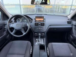 Pelēks Mercedes-Benz c-220 2008 Panevēža, ar dzinēja tilpumu 2.18 L un nobraukumu 323 tūkst. km par 4300 €, foto 11 vietnē AUTOMOTO.COM.LV