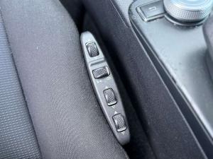 Pelēks Mercedes-Benz c-220 2008 Panevēža, ar dzinēja tilpumu 2.18 L un nobraukumu 323 tūkst. km par 4300 €, foto 15 vietnē AUTOMOTO.COM.LV
