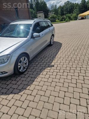 Pelēks Mercedes-Benz c-220 2008 Cēsis, ar dzinēja tilpumu 2.10 L un nobraukumu 350 tūkst. km par 5550 €, foto 7 vietnē AUTOMOTO.COM.LV
