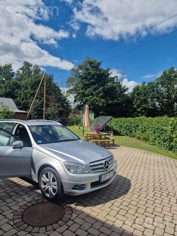 Pelēks Mercedes-Benz c-220 2008 Cēsis, ar dzinēja tilpumu 2.10 L un nobraukumu 350 tūkst. km par 5550 €, foto 10 vietnē AUTOMOTO.COM.LV