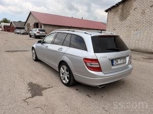 Серый Мерседес Ц 220 2008 в Лиепая, объемом двигателя 2.20 л и пробегом 425 тыс. км за 3650 €, фото 4 на AUTOMOTO.COM.LV