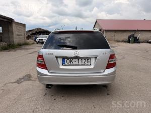 Серый Мерседес Ц 220 2008 в Лиепая, объемом двигателя 2.20 л и пробегом 425 тыс. км за 3650 €, фото 5 на AUTOMOTO.COM.LV