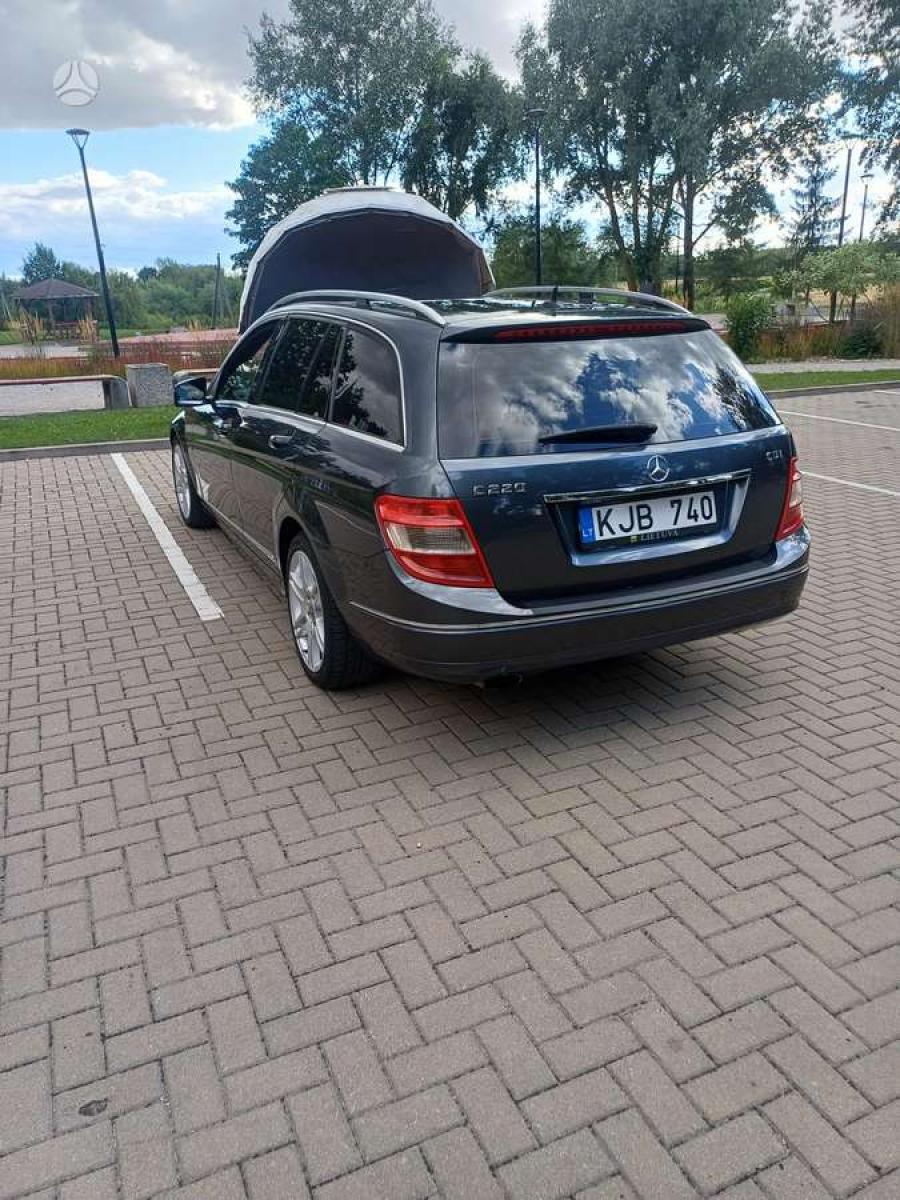 Pelēks Mercedes-Benz c-220 2008 Tauragė, ar dzinēja tilpumu 2.20 L un nobraukumu 332 tūkst. km par 4200 €, foto 6 vietnē AUTOMOTO.COM.LV
