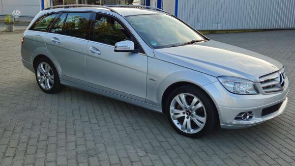 Grey Mercedes-Benz c-220 2008 in Marijampole, with an engine capacity of 2.15 L and mileage of 294 thousand km for 3900 €, photo 3 on AUTOMOTO.COM.LV