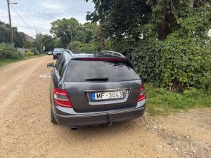Pelēks Mercedes-Benz c-220 2008 Rīga, ar dzinēja tilpumu 2.20 L un nobraukumu 267 tūkst. km par 3750 €, foto 5 vietnē AUTOMOTO.COM.LV