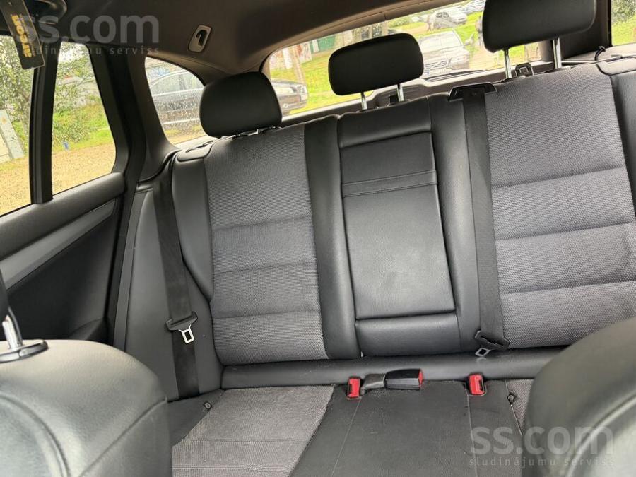 Pelēks Mercedes-Benz c-220 2008 Rīga, ar dzinēja tilpumu 2.20 L un nobraukumu 267 tūkst. km par 3750 €, foto 12 vietnē AUTOMOTO.COM.LV