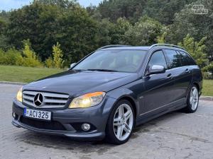 Pelēks Mercedes-Benz c-220 2008 Viļņa, ar dzinēja tilpumu 2.20 L un nobraukumu 310 tūkst. km par 3900 €, foto  vietnē AUTOMOTO.COM.LV