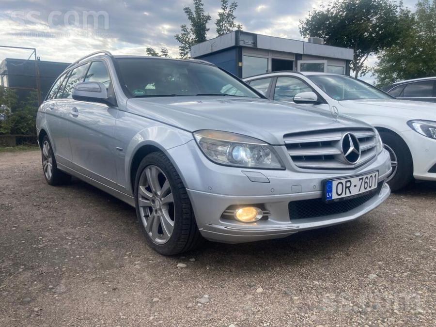 Pelēks Mercedes-Benz c-220 2008 Rīga, ar dzinēja tilpumu 2.20 L un nobraukumu 308 tūkst. km par 3900 €, foto 1 vietnē AUTOMOTO.COM.LV