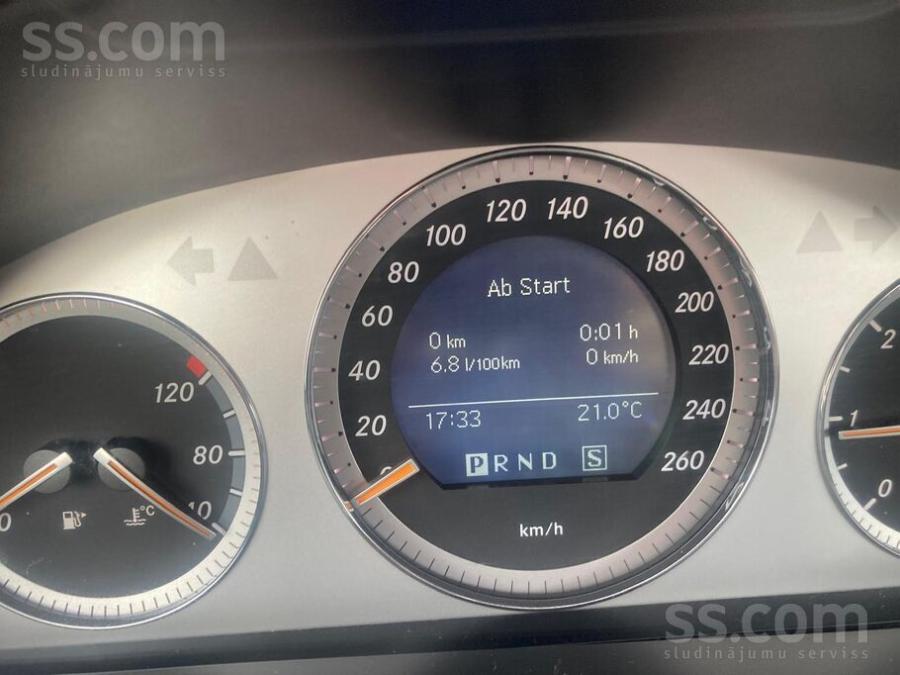 Pelēks Mercedes-Benz c-220 2008 Rīga, ar dzinēja tilpumu 2.20 L un nobraukumu 308 tūkst. km par 3900 €, foto 7 vietnē AUTOMOTO.COM.LV