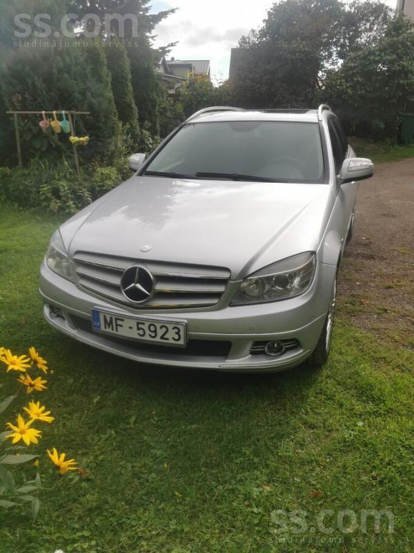 Pelēks Mercedes-Benz c-220 2008 Liepāja, ar dzinēja tilpumu 2.20 L un nobraukumu 324 tūkst. km par 3100 €, foto 1 vietnē AUTOMOTO.COM.LV