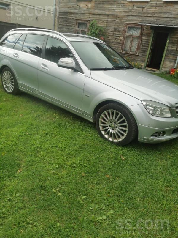 Pelēks Mercedes-Benz c-220 2008 Liepāja, ar dzinēja tilpumu 2.20 L un nobraukumu 324 tūkst. km par 3100 €, foto 6 vietnē AUTOMOTO.COM.LV
