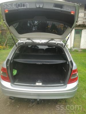 Pelēks Mercedes-Benz c-220 2008 Liepāja, ar dzinēja tilpumu 2.20 L un nobraukumu 324 tūkst. km par 3100 €, foto 8 vietnē AUTOMOTO.COM.LV