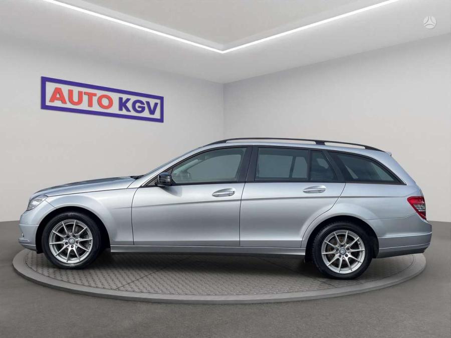 Pelēks Mercedes-Benz c-220 2008 Viļņa, ar dzinēja tilpumu 2.20 L un nobraukumu 316 tūkst. km par 2799 €, foto 3 vietnē AUTOMOTO.COM.LV