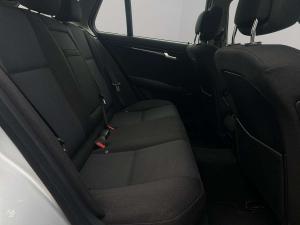Pelēks Mercedes-Benz c-220 2008 Viļņa, ar dzinēja tilpumu 2.20 L un nobraukumu 316 tūkst. km par 2799 €, foto 10 vietnē AUTOMOTO.COM.LV