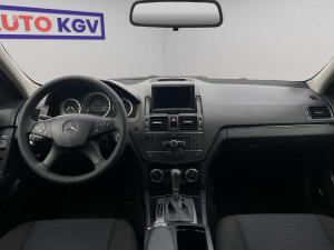 Pelēks Mercedes-Benz c-220 2008 Viļņa, ar dzinēja tilpumu 2.20 L un nobraukumu 316 tūkst. km par 2799 €, foto 13 vietnē AUTOMOTO.COM.LV