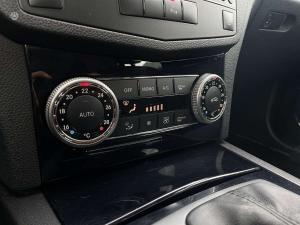 Pelēks Mercedes-Benz c-220 2008 Viļņa, ar dzinēja tilpumu 2.20 L un nobraukumu 316 tūkst. km par 2799 €, foto 17 vietnē AUTOMOTO.COM.LV