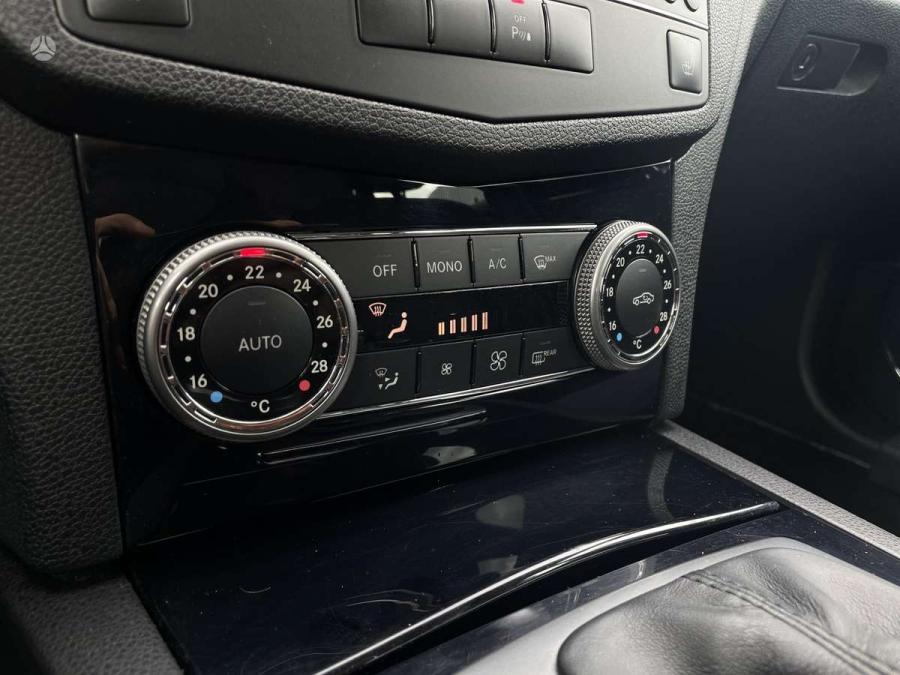 Pelēks Mercedes-Benz c-220 2008 Viļņa, ar dzinēja tilpumu 2.20 L un nobraukumu 316 tūkst. km par 2799 €, foto 17 vietnē AUTOMOTO.COM.LV
