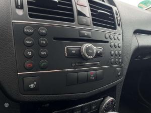 Pelēks Mercedes-Benz c-220 2008 Viļņa, ar dzinēja tilpumu 2.20 L un nobraukumu 316 tūkst. km par 2799 €, foto 18 vietnē AUTOMOTO.COM.LV