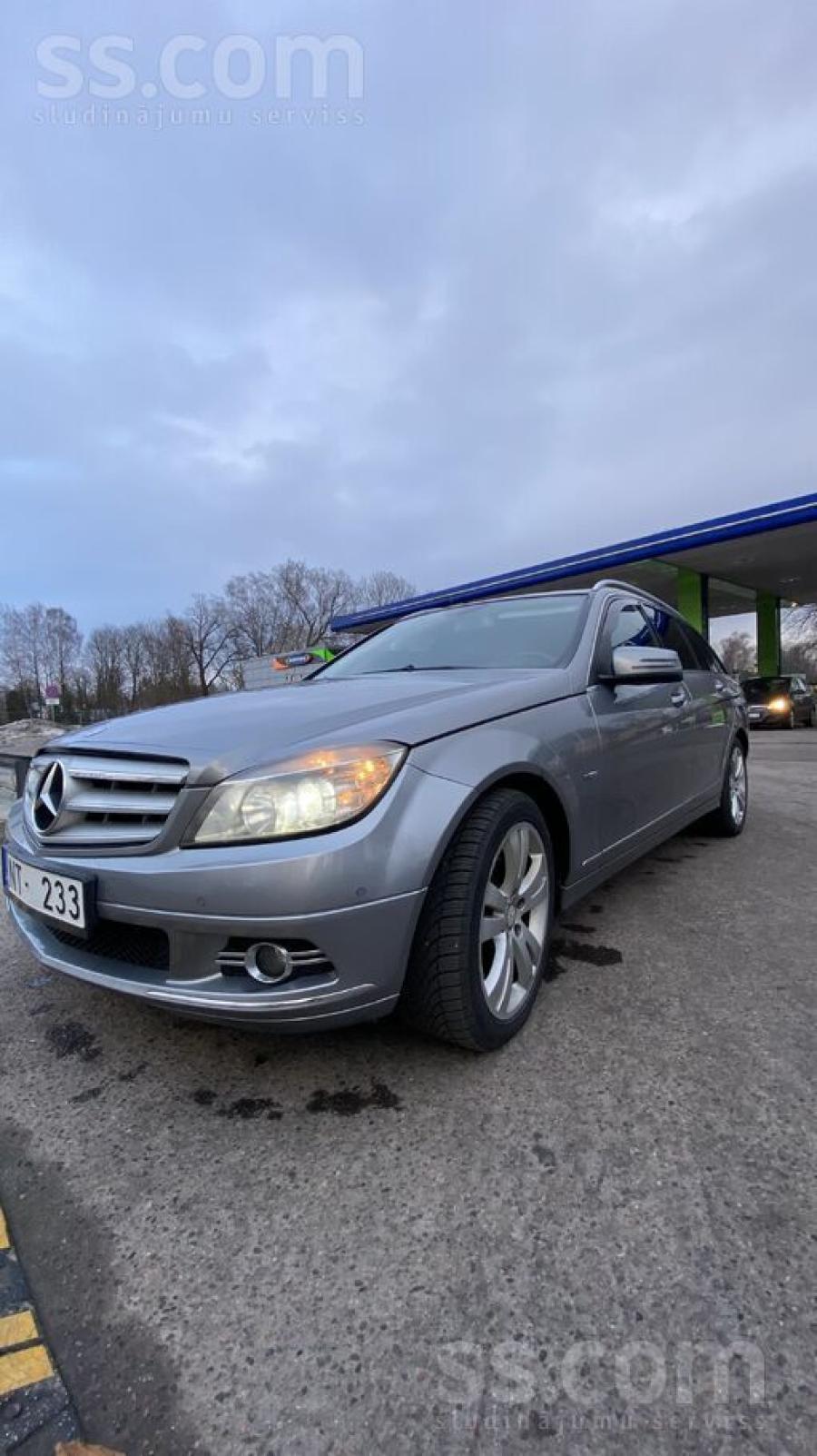 Grey Mercedes-Benz c-220 2009 in Riga, with an engine capacity of 2.20 L and mileage of 280 thousand km for 4800 €, photo 1 on AUTOMOTO.COM.LV