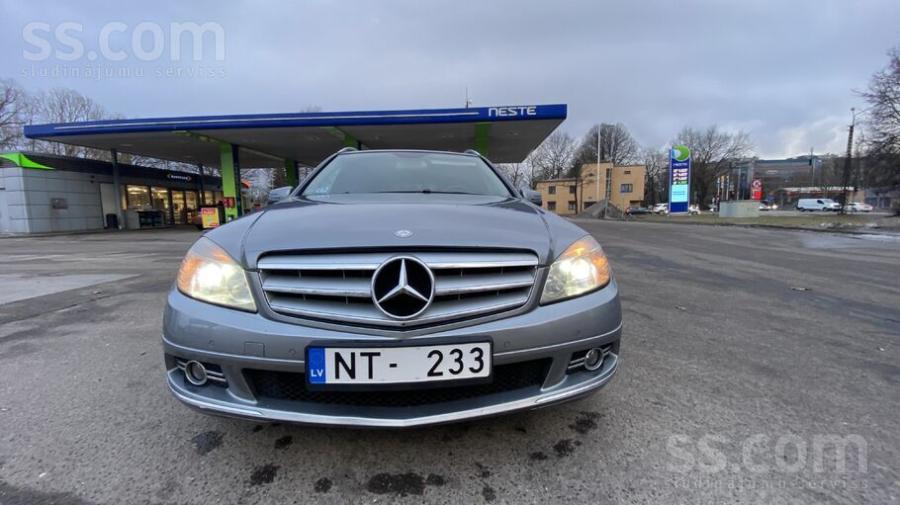 Grey Mercedes-Benz c-220 2009 in Riga, with an engine capacity of 2.20 L and mileage of 280 thousand km for 4800 €, photo 3 on AUTOMOTO.COM.LV