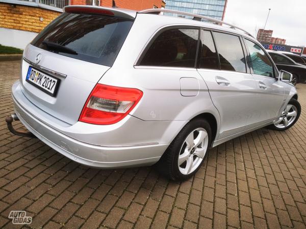 Pelēks Mercedes-Benz c-220 2009 Klaipėda, ar dzinēja tilpumu 2.20 L un nobraukumu 217 tūkst. km par 4700 €, foto 6 vietnē AUTOMOTO.COM.LV