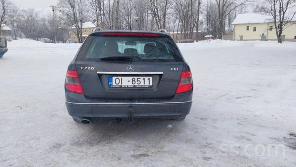 Pelēks Mercedes-Benz c-220 2009 Alūksne, ar dzinēja tilpumu 2.10 L un nobraukumu 0 tūkst. km par 4550 €, foto 7 vietnē AUTOMOTO.COM.LV