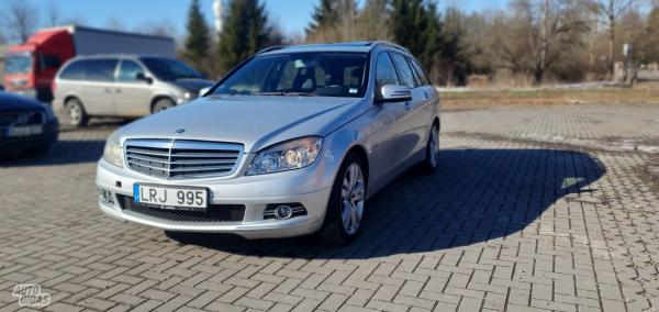 Grey Mercedes-Benz c-220 2009 in Vilnius, with an engine capacity of 2.10 L and mileage of 400 thousand km for 2550 €, photo 1 on AUTOMOTO.COM.LV