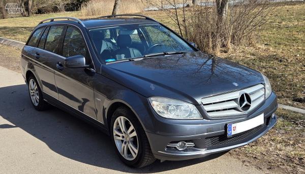Pelēks Mercedes-Benz c-220 2009 Viļņa, ar dzinēja tilpumu 2.10 L un nobraukumu 274 tūkst. km par 4250 €, foto 1 vietnē AUTOMOTO.COM.LV