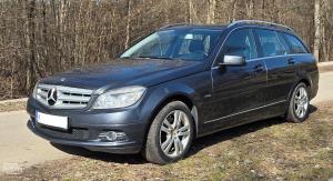 Pelēks Mercedes-Benz c-220 2009 Viļņa, ar dzinēja tilpumu 2.10 L un nobraukumu 274 tūkst. km par 4250 €, foto 2 vietnē AUTOMOTO.COM.LV