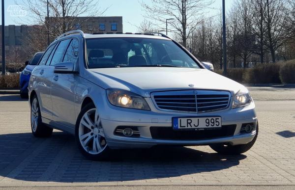Grey Mercedes-Benz c-220 2009 in Vilnius, with an engine capacity of 2.10 L and mileage of 400 thousand km for 2950 €, photo 1 on AUTOMOTO.COM.LV