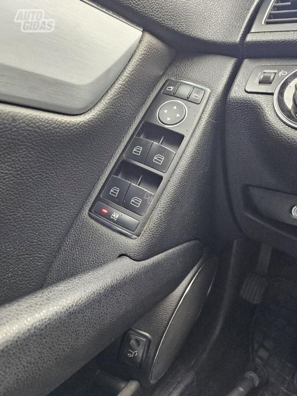 Pelēks Mercedes-Benz c-220 2009 Klaipėda, ar dzinēja tilpumu 2.10 L un nobraukumu 318 tūkst. km par 3999 €, foto 9 vietnē AUTOMOTO.COM.LV