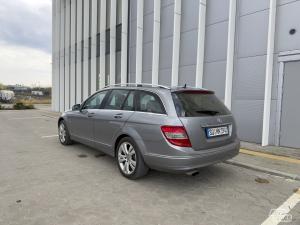 Серый Мерседес Ц 220 2009 в Вильнюс, объемом двигателя 2.20 л и пробегом 329 тыс. км за 3100 €, фото 5 на AUTOMOTO.COM.LV