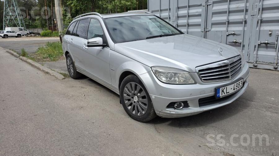 Pelēks Mercedes-Benz c-220 2009 Rīga, ar dzinēja tilpumu 2.20 L un nobraukumu 375 tūkst. km par 3100 €, foto 1 vietnē AUTOMOTO.COM.LV