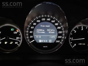 Pelēks Mercedes-Benz c-220 2009 Rīga, ar dzinēja tilpumu 2.20 L un nobraukumu 375 tūkst. km par 3100 €, foto 9 vietnē AUTOMOTO.COM.LV