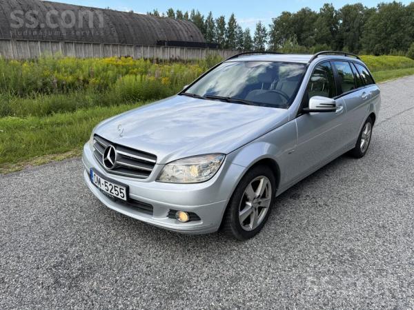 Grey Mercedes-Benz c-220 2009 in Riga, with an engine capacity of 2.20 L and mileage of 247 thousand km for 4250 €, photo 3 on AUTOMOTO.COM.LV